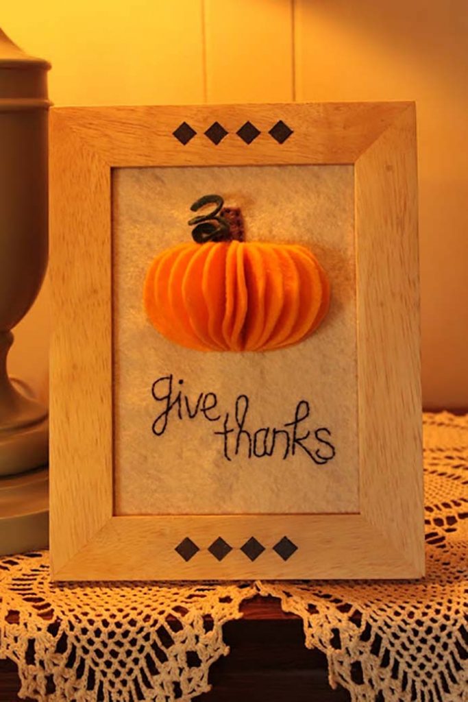 Top 10 Thanksgiving Crafts To Make | Be Thankful and Celebrate